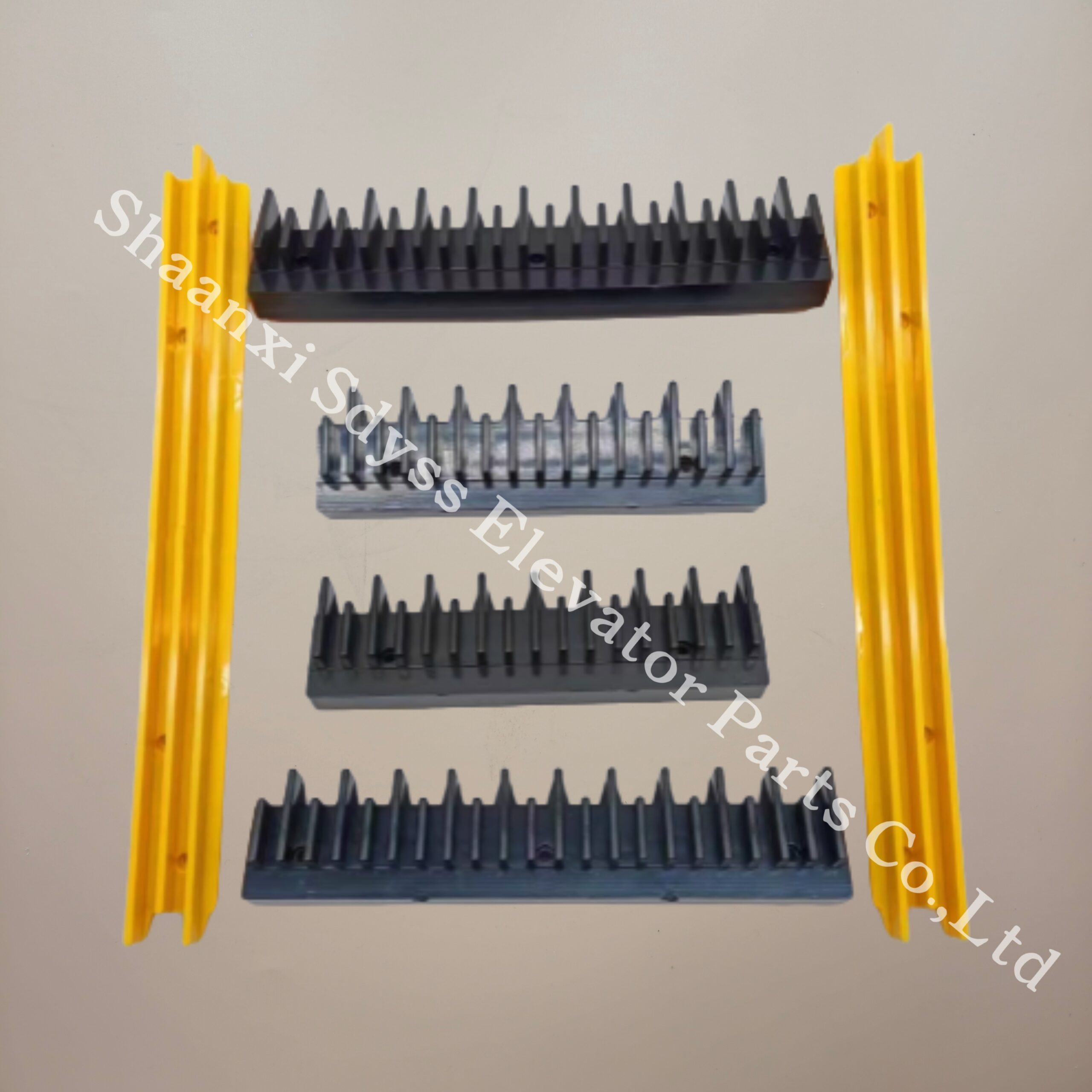 Escalator step edge strip BEVG frame, yellow - and - black tread, comb ...